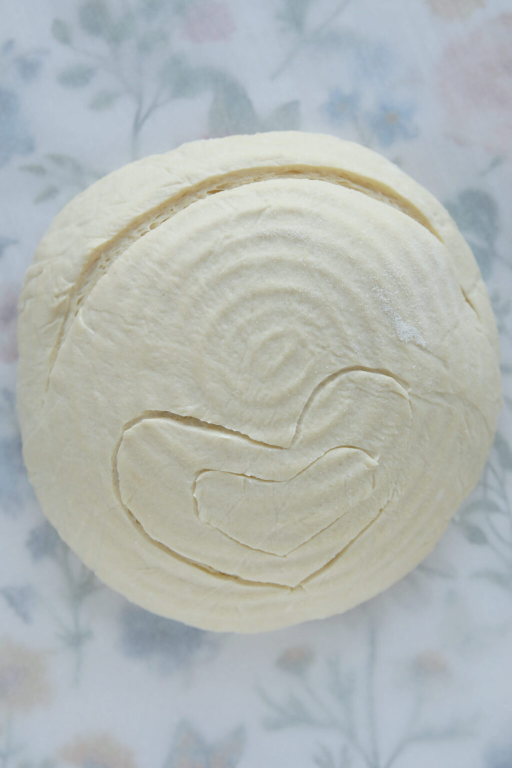 10 Simple Sourdough Scoring Designs: How to Score Sourdough Bread with ...