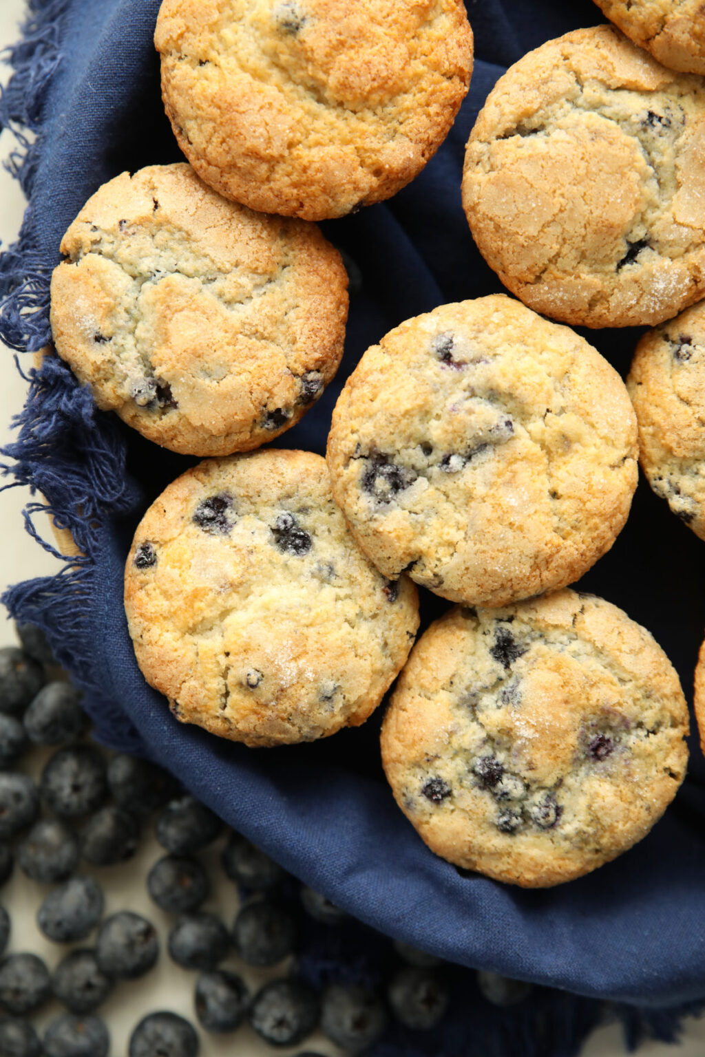 Sourdough Discard Blueberry Muffins with Crispy Sugar Tops - Mirlandra ...